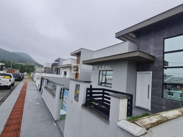 Casa / Sobrado para Venda em Palhoça/SC Bela Vista 3 Quartos