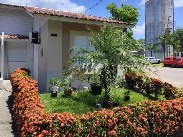 Casa / Sobrado para Venda em Palhoça/SC Bela Vista 3 Quartos
