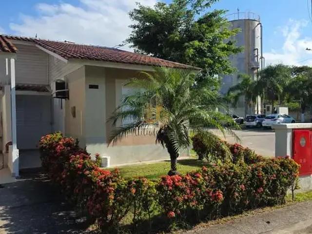 Casa / Sobrado para Venda em Palhoça/SC Bela Vista 3 Quartos