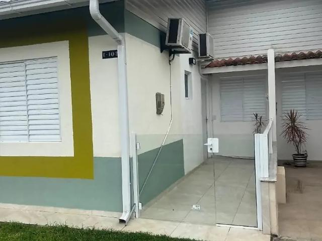 Casa / Sobrado para Venda em Palhoça/SC Bela Vista 3 Quartos