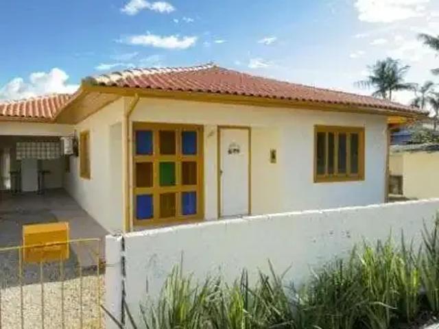 Casa / Sobrado para Venda em Palhoça/SC Guarda do Cubatão 3 Quartos