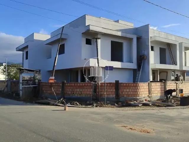 Casa / Sobrado para Venda em Palhoça/SC Guarda do Cubatão 3 Quartos