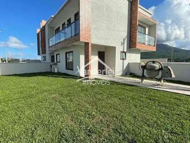 Casa / Sobrado para Venda em Palhoça/SC Guarda do Cubatão 2 Quartos