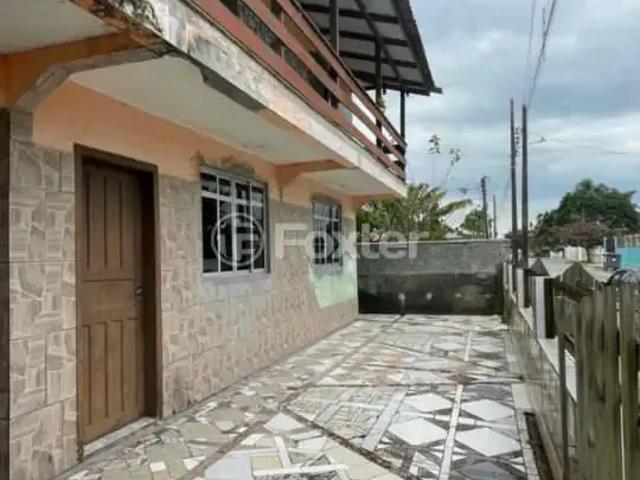 Casa / Sobrado para Venda em Palhoça/SC Enseada de Brito 4 Quartos