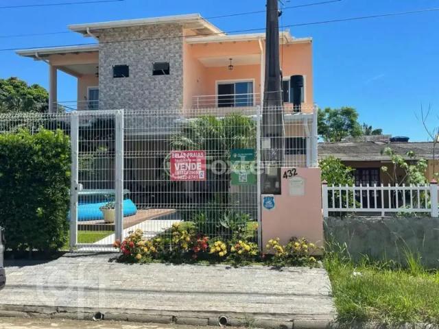 Casa / Sobrado para Venda em Palhoça/SC Enseada de Brito 5 Quartos