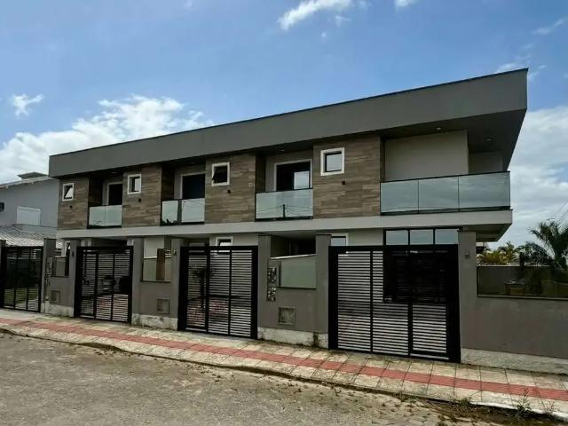 Casa / Sobrado para Venda em Palhoça/SC Enseada de Brito 2 Quartos