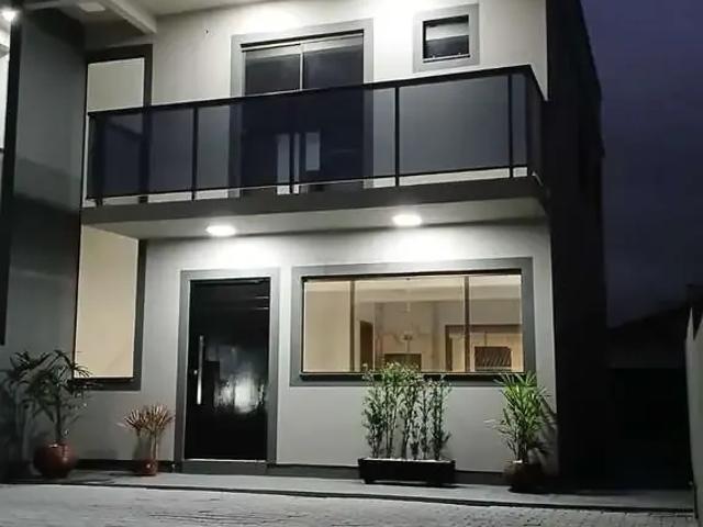 Casa / Sobrado para Venda em Palhoça/SC Enseada de Brito 3 Quartos