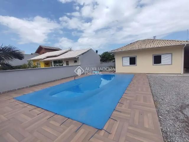 Casa / Sobrado para Venda em Palhoça/SC Enseada de Brito 3 Quartos