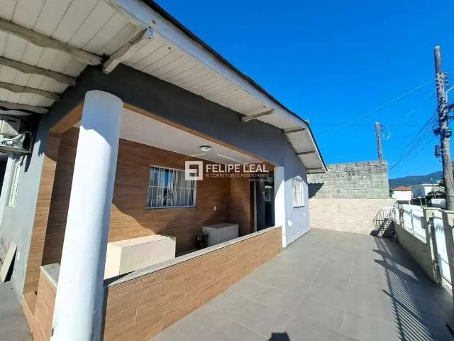 Casa / Sobrado para Venda em Palhoça/SC Jardim Eldorado 3 Quartos