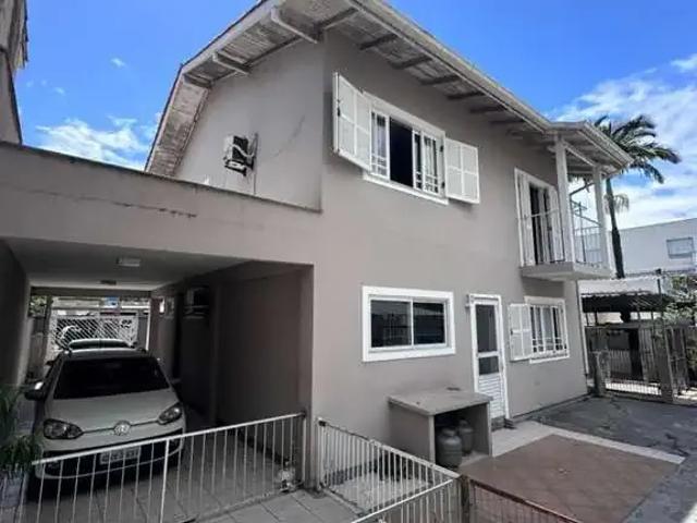 Casa / Sobrado para Venda em Palhoça/SC Jardim Eldorado 3 Quartos