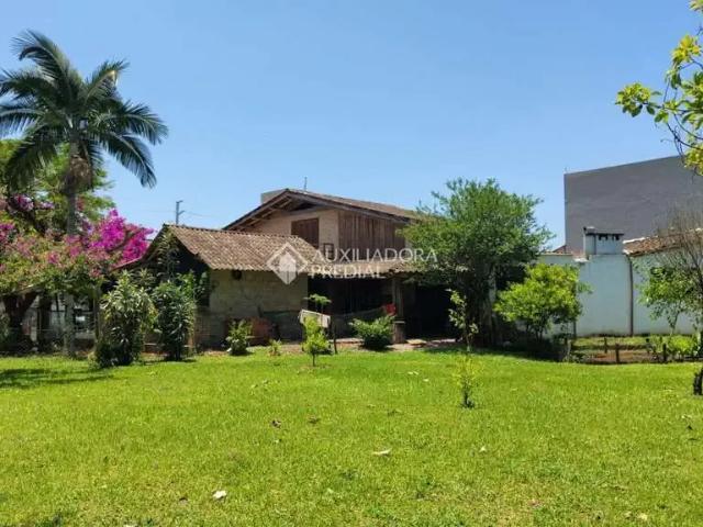 Casa / Sobrado para Venda em Palhoça/SC Madri 4 Quartos