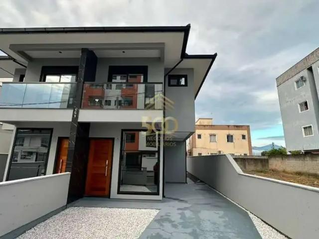 Casa / Sobrado para Venda em Palhoça/SC Nova Palhoça 3 Quartos