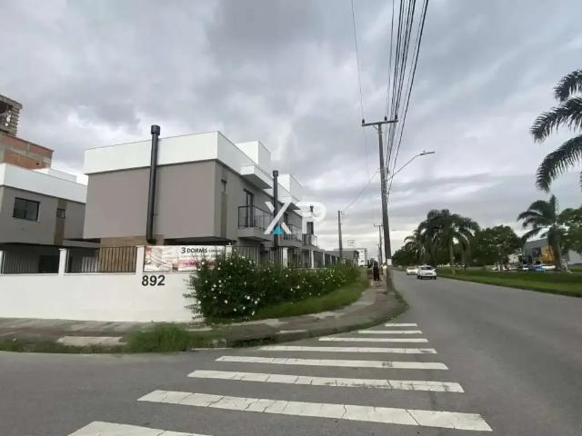 Casa / Sobrado para Venda em Palhoça/SC Nova Palhoça 3 Quartos