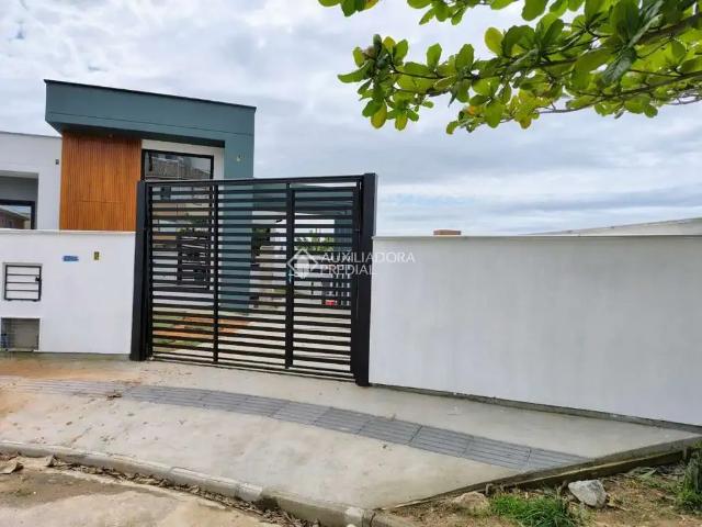 Casa / Sobrado para Venda em Palhoça/SC Nova Palhoça 3 Quartos