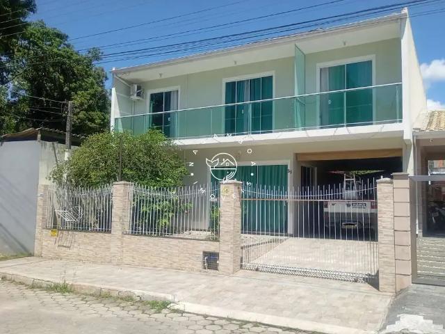Casa / Sobrado para Venda em Palhoça/SC São Sebastião 4 Quartos
