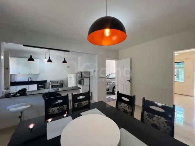 Casa / Sobrado para Venda em Palhoça/SC São Sebastião 4 Quartos