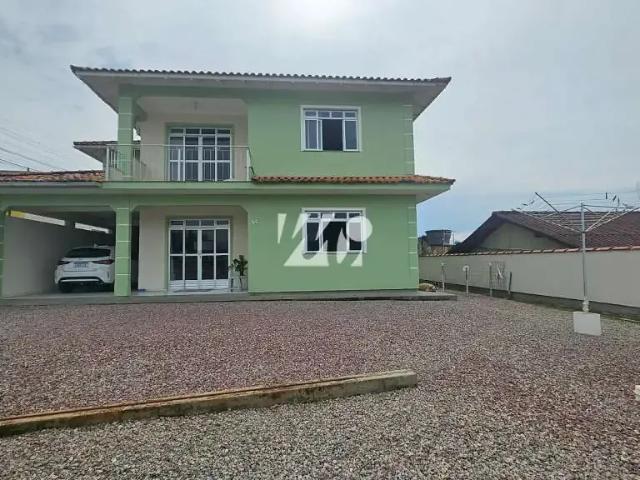 Casa / Sobrado para Venda em Palhoça/SC São Sebastião 6 Quartos