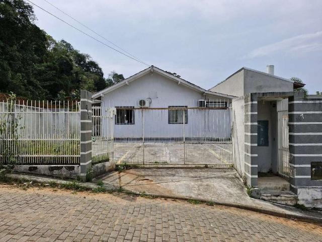 Casa / Sobrado para Venda em Palhoça/SC São Sebastião 2 Quartos
