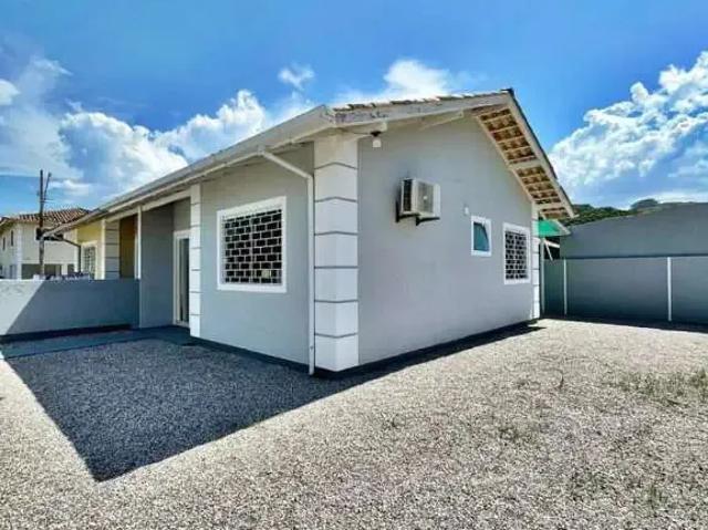 Casa / Sobrado para Venda em Palhoça/SC São Sebastião 2 Quartos