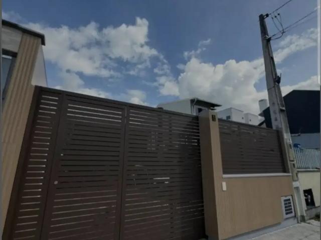 Casa / Sobrado para Venda em Palhoça/SC São Sebastião 2 Quartos