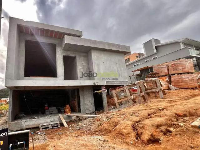 Casa / Sobrado para Venda em Palhoça/SC São Sebastião 3 Quartos