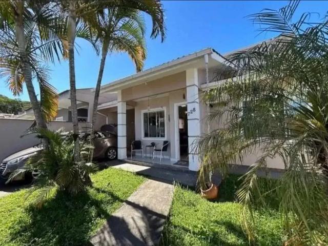 Casa / Sobrado para Venda em Palhoça/SC São Sebastião 3 Quartos