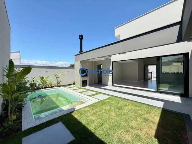 Casa / Sobrado para Venda em Palhoça/SC São Sebastião 3 Quartos