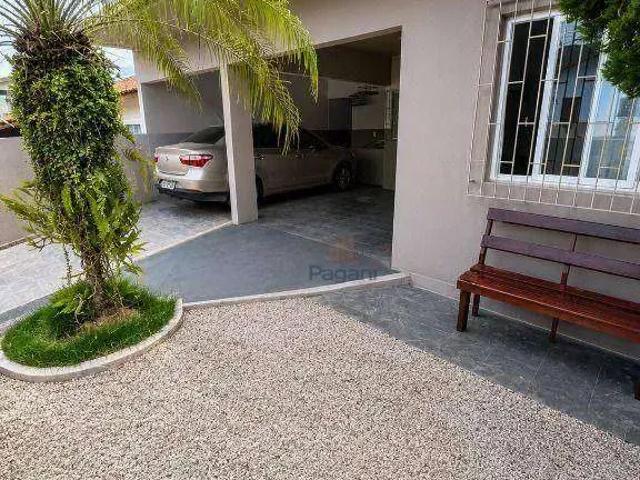 Casa / Sobrado para Venda em Palhoça/SC São Sebastião 3 Quartos
