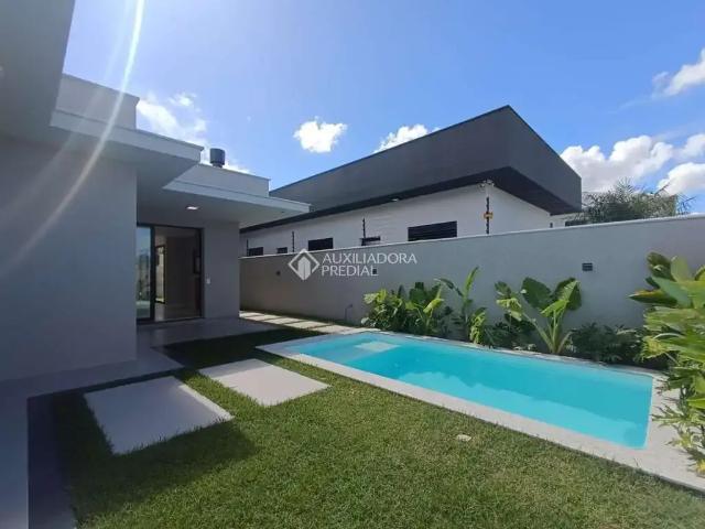 Casa / Sobrado para Venda em Palhoça/SC São Sebastião 3 Quartos