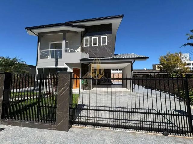 Casa / Sobrado para Venda em Palhoça/SC São Sebastião 3 Quartos