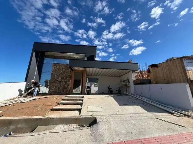 Casa / Sobrado para Venda em Palhoça/SC São Sebastião 3 Quartos