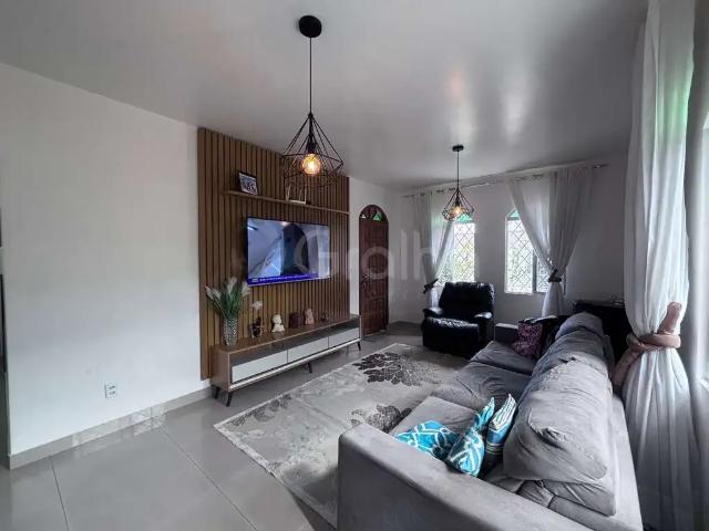 Casa / Sobrado para Venda em Palhoça/SC Ponte do Imaruim 4 Quartos