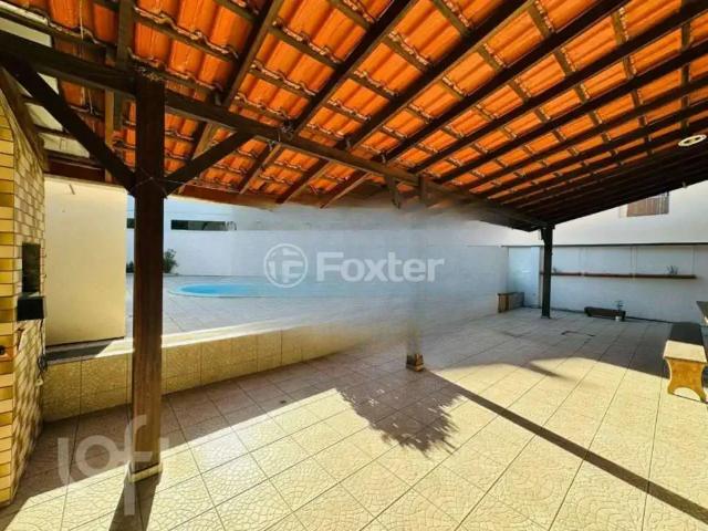 Casa / Sobrado para Venda em Palhoça/SC Ponte do Imaruim 3 Quartos
