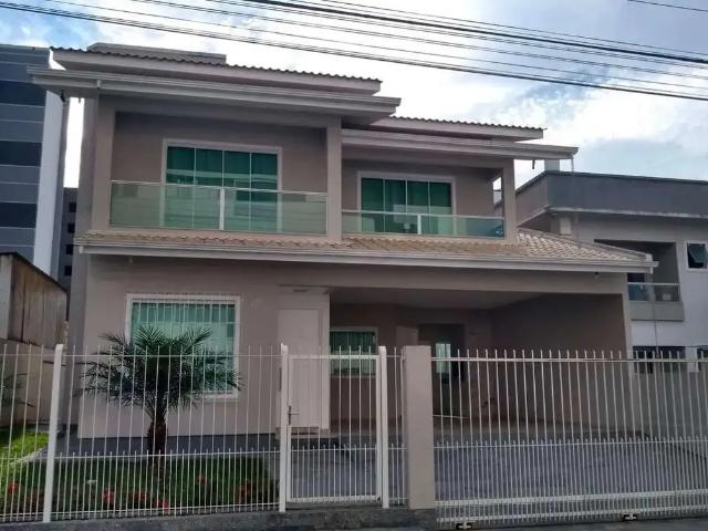 Casa / Sobrado para Venda em Palhoça/SC Pagani 3 Quartos