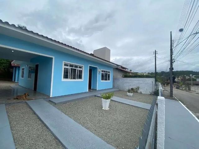Casa / Sobrado para Venda em Palhoça/SC Pagani 3 Quartos