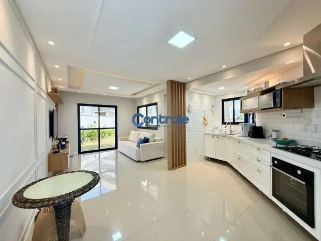 Casa / Sobrado para Venda em Palhoça/SC Pagani 3 Quartos