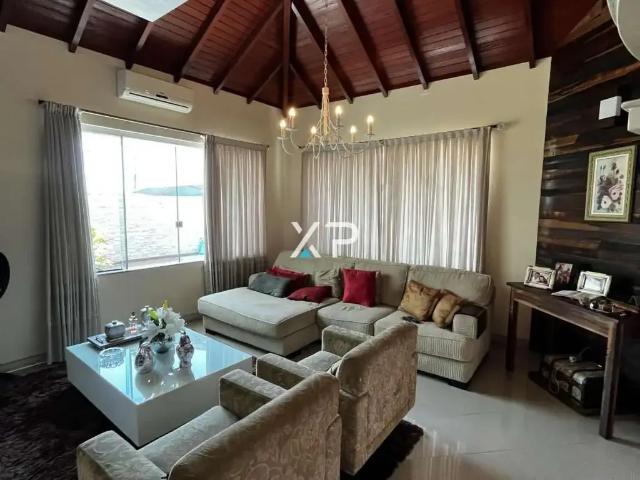 Casa / Sobrado para Venda em Palhoça/SC Pagani 3 Quartos