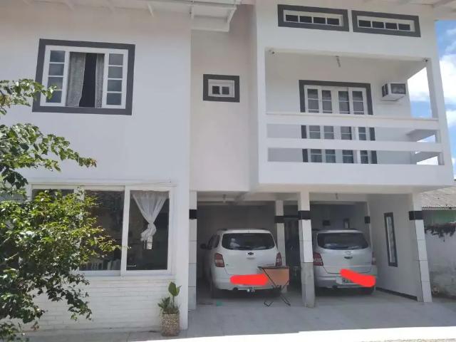 Casa / Sobrado para Venda em Palhoça/SC Pagani 7 Quartos