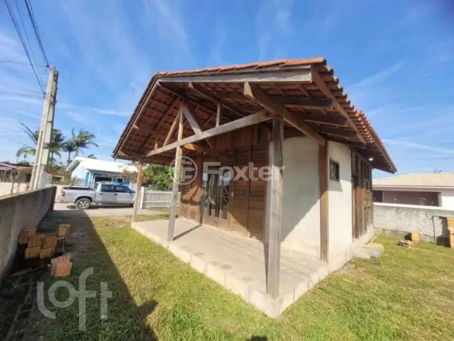 Casa / Sobrado para Venda em Palhoça/SC Passagem de Maciambú Ens Brito 2 Quartos