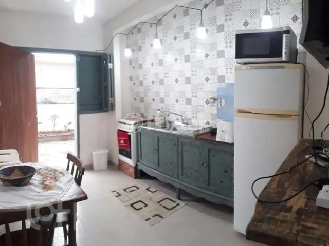 Casa / Sobrado para Venda em Palhoça/SC Passagem de Maciambú Ens Brito 3 Quartos