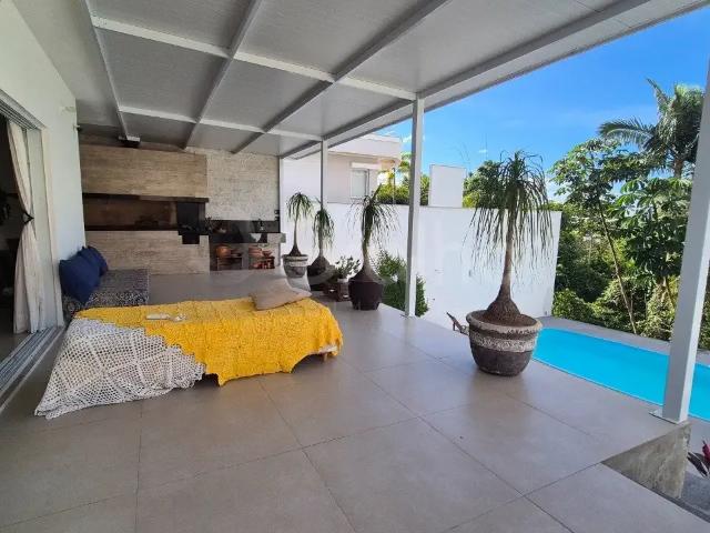 Casa / Sobrado para Venda em Palhoça/SC Pedra Branca 2 Quartos