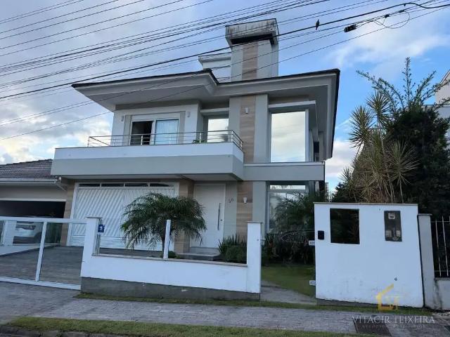 Casa / Sobrado para Venda em Palhoça/SC Pedra Branca 3 Quartos