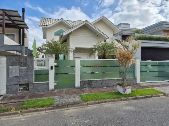 Casa / Sobrado para Venda em Palhoça/SC Pedra Branca 3 Quartos
