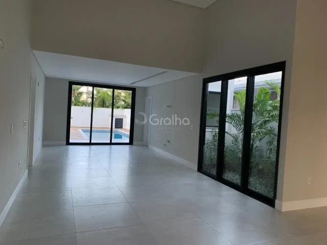 Casa / Sobrado para Venda em Palhoça/SC Pedra Branca 3 Quartos