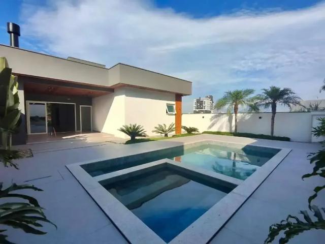 Casa / Sobrado para Venda em Palhoça/SC Pedra Branca 3 Quartos