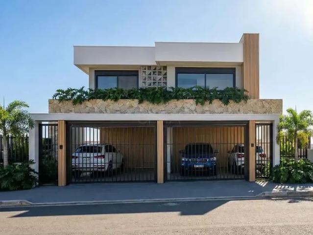 Casa / Sobrado para Venda em Palhoça/SC Pedra Branca 3 Quartos