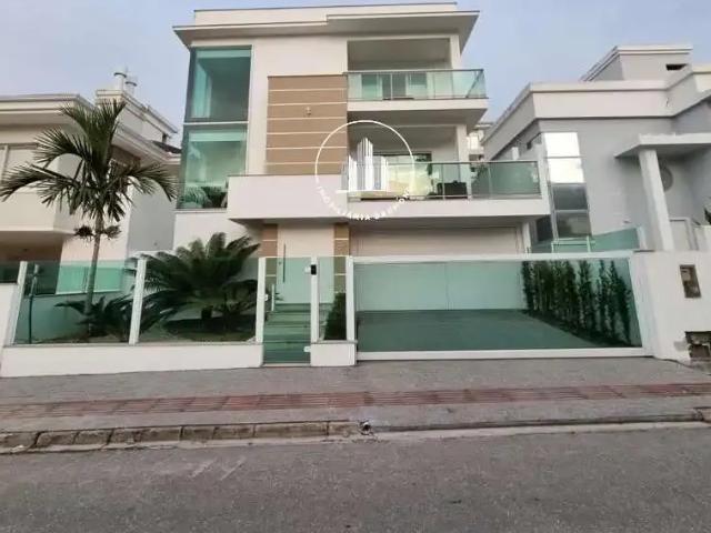 Casa / Sobrado para Venda em Palhoça/SC Pedra Branca 4 Quartos