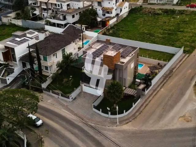 Casa / Sobrado para Venda em Palhoça/SC Pedra Branca 4 Quartos