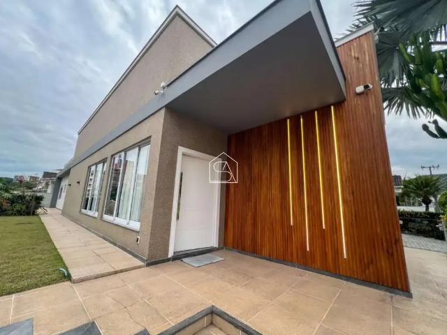 Casa / Sobrado para Venda em Palhoça/SC Pedra Branca 4 Quartos