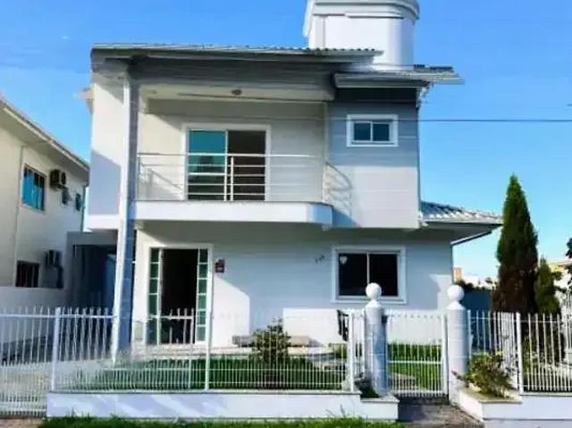 Casa / Sobrado para Venda em Palhoça/SC Pedra Branca 4 Quartos